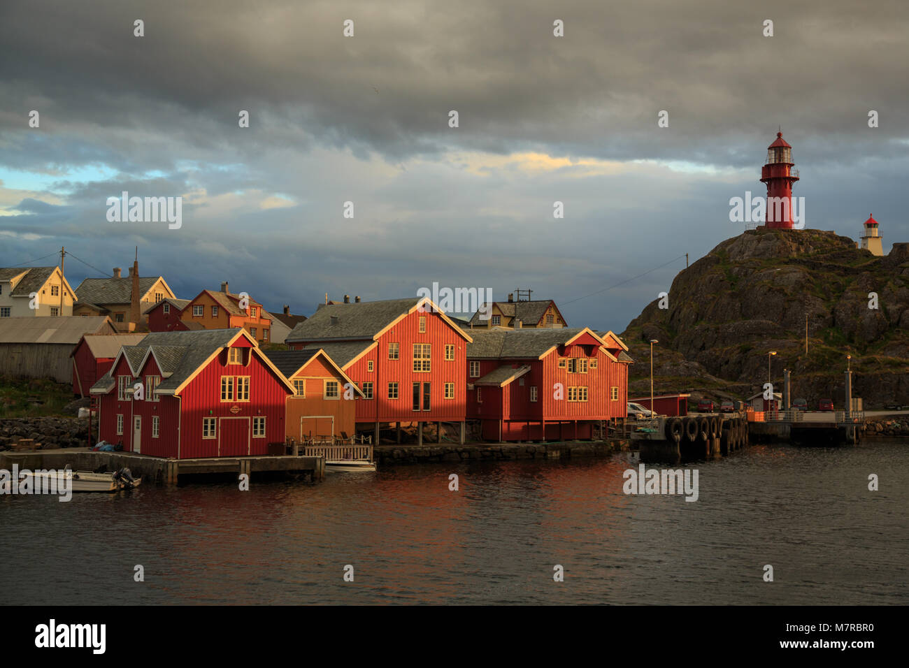 Ona lighthouse on Ona Island - old fishing community in Sandoy ...