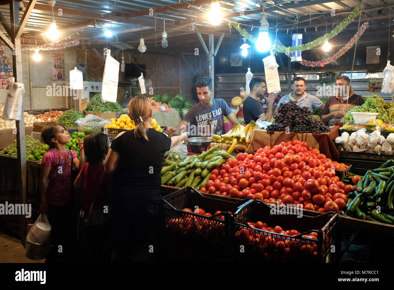 Erbil market hi-res stock photography and images - Alamy