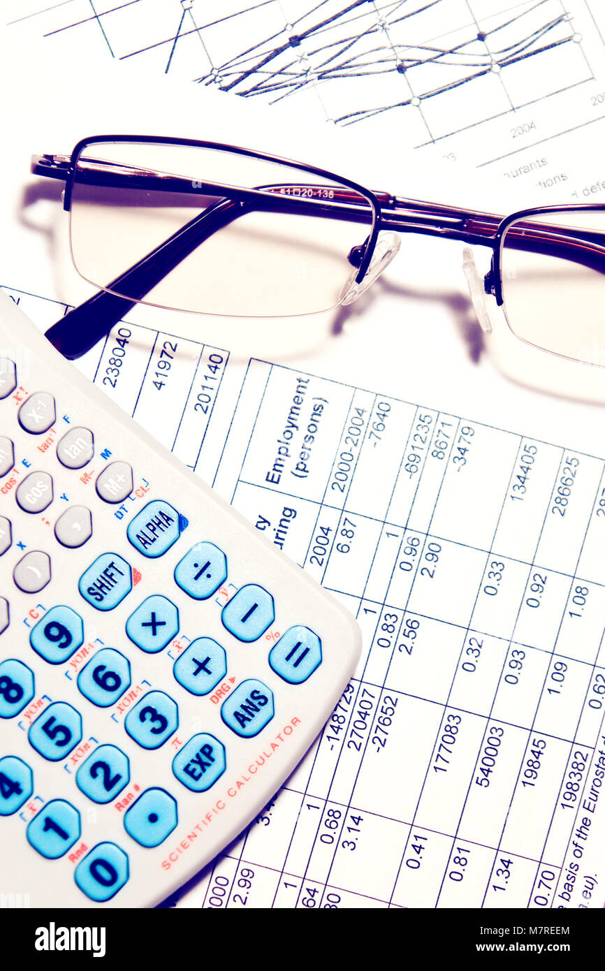 Report chart hi-res stock photography and images - Alamy