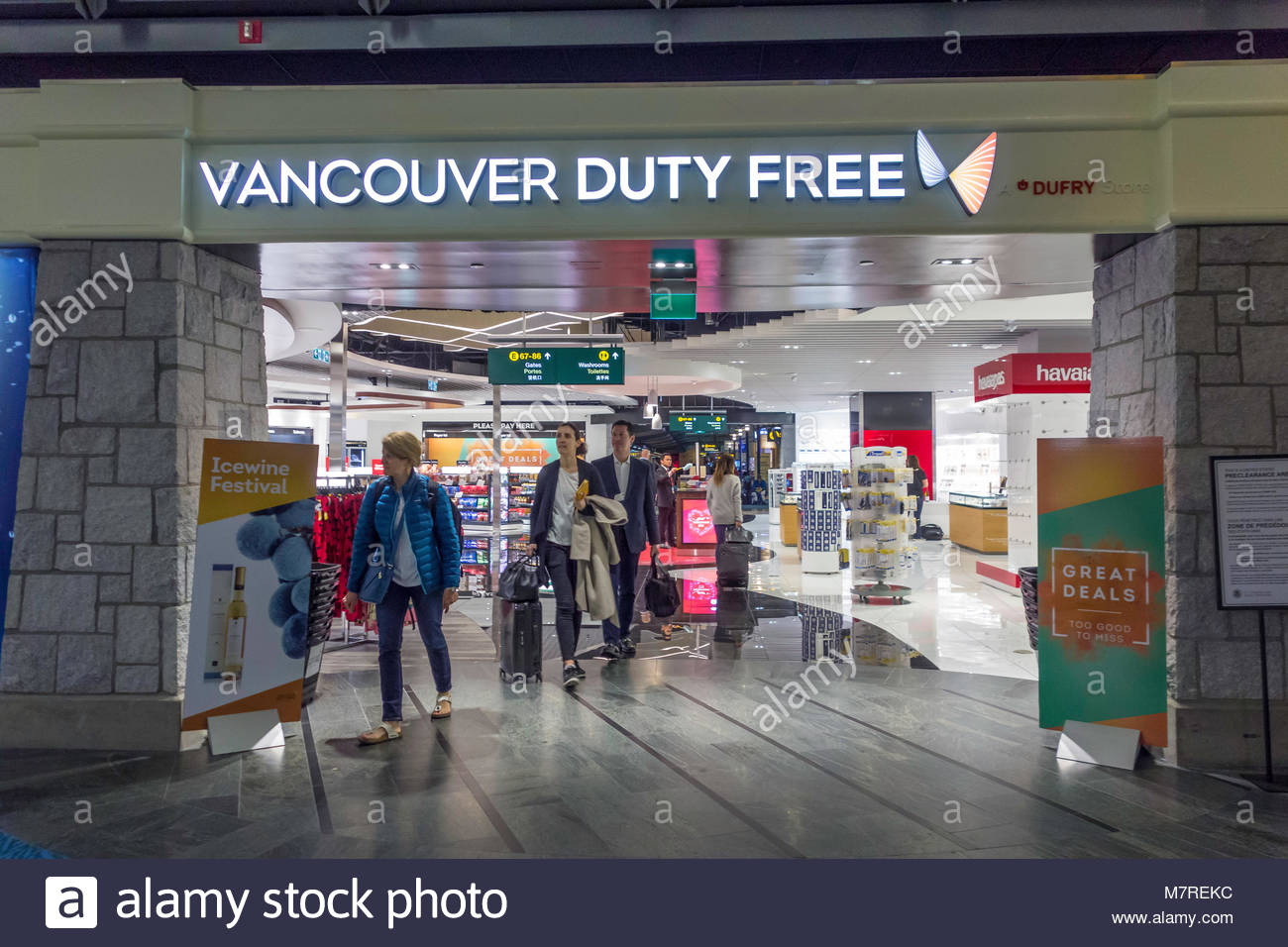 Duty Free Shop International Airport Stock Photos & Duty Free Shop International Airport Stock ...