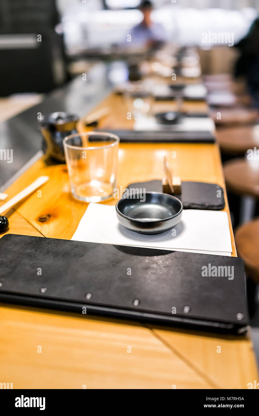 Interior counter japanese sushi restaurant hi-res stock photography and ...