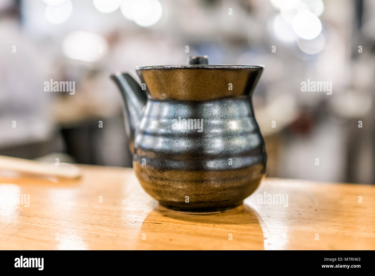 Japanese antique porcelain teapot hi-res stock photography and images ...