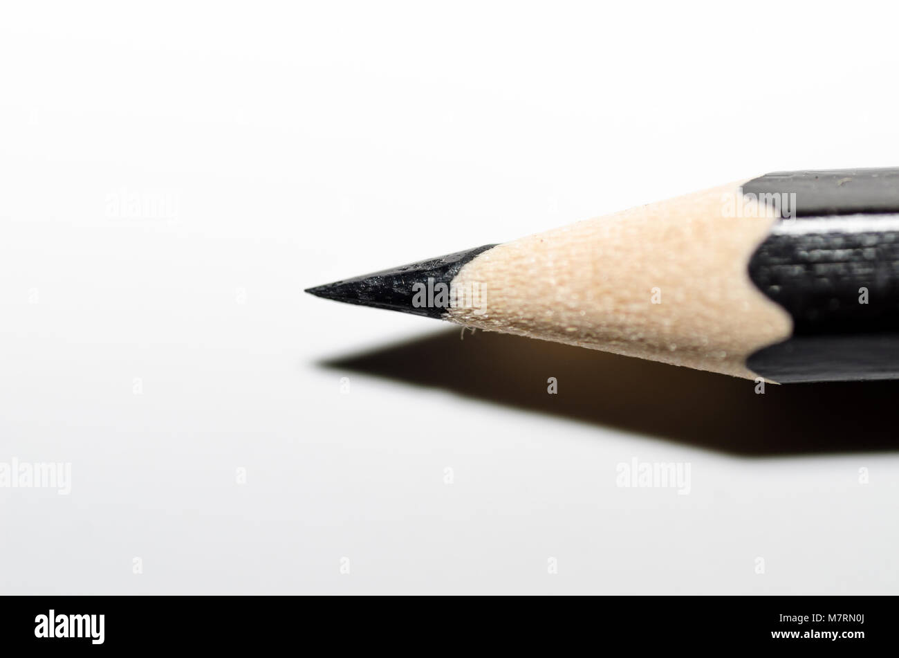 Single pencil hi-res stock photography and images - Alamy
