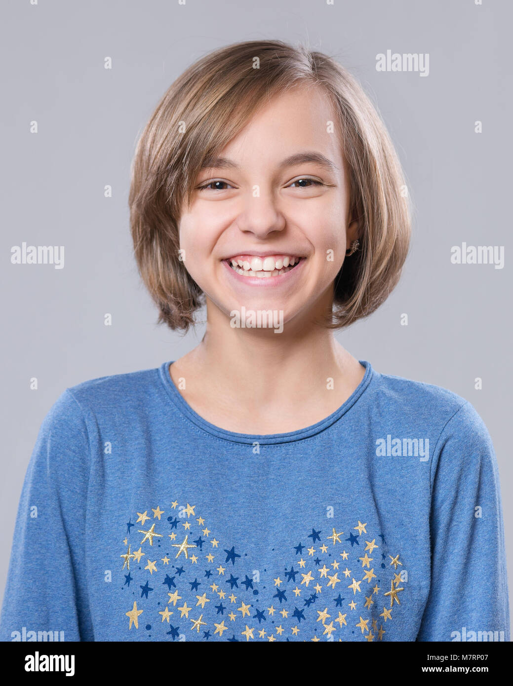 Child portrait happy smile hi-res stock photography and images - Alamy