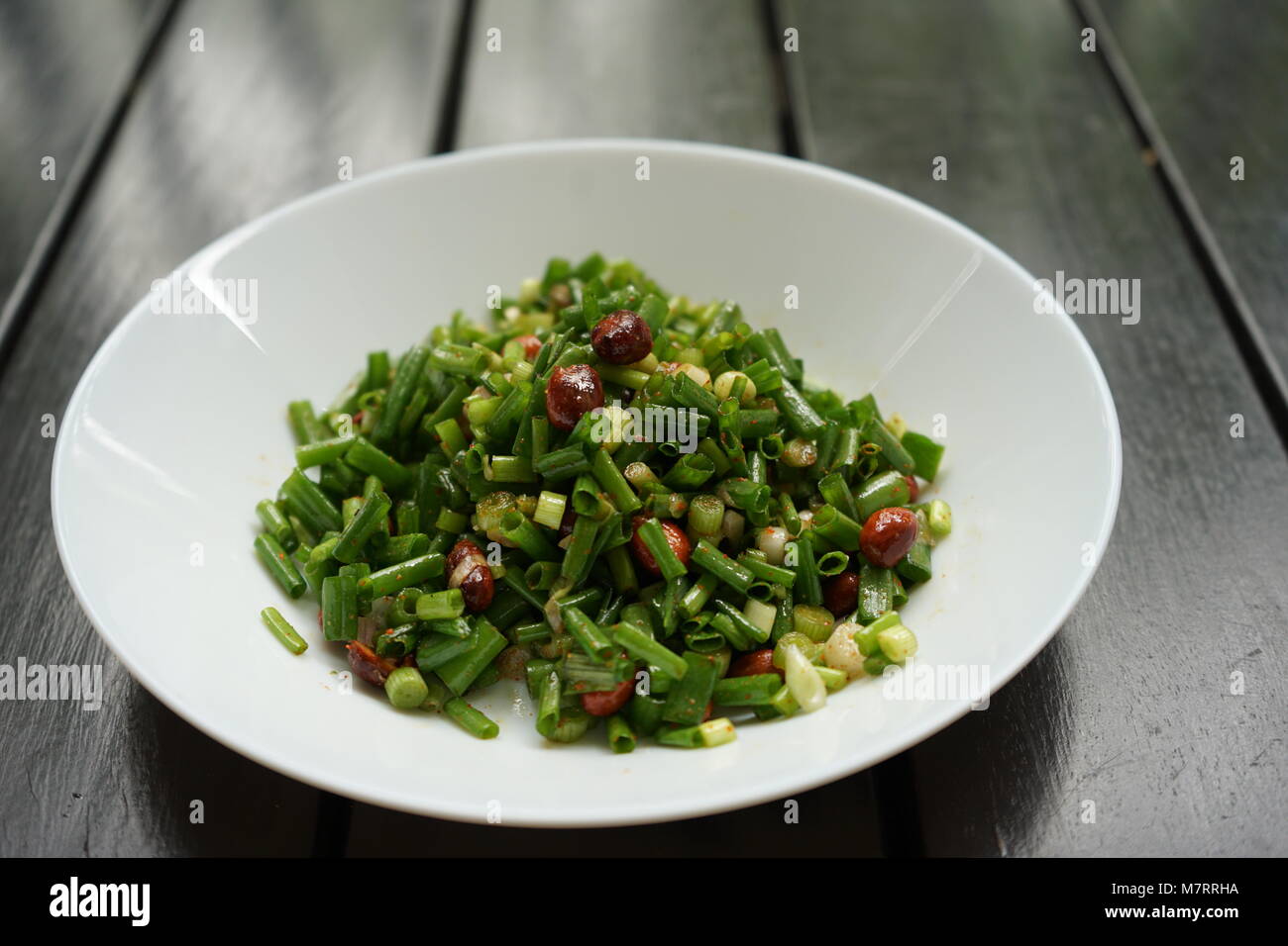 Spring onion Salad Stock Photo - Alamy