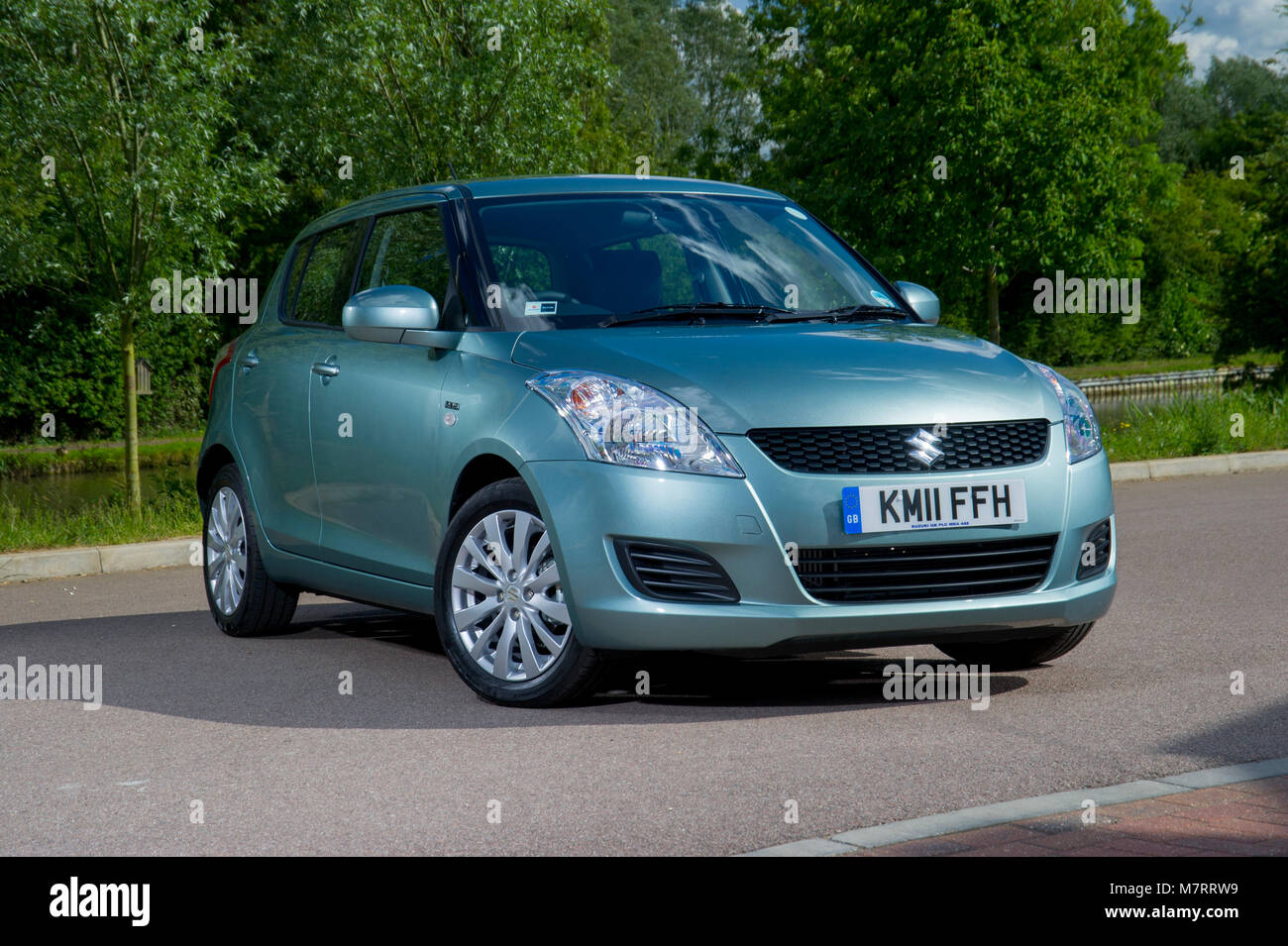 2011 Suzuki Swift DDIS small car Stock Photo - Alamy