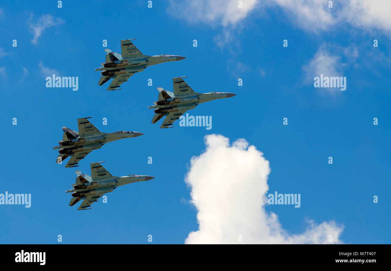 Russian military aircraft hi-res stock photography and images - Alamy