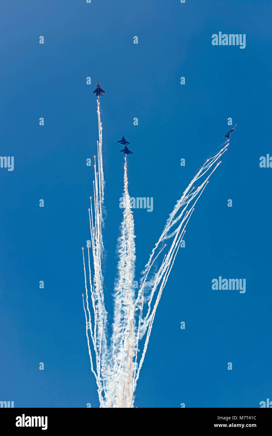 Army aviation hi-res stock photography and images - Alamy