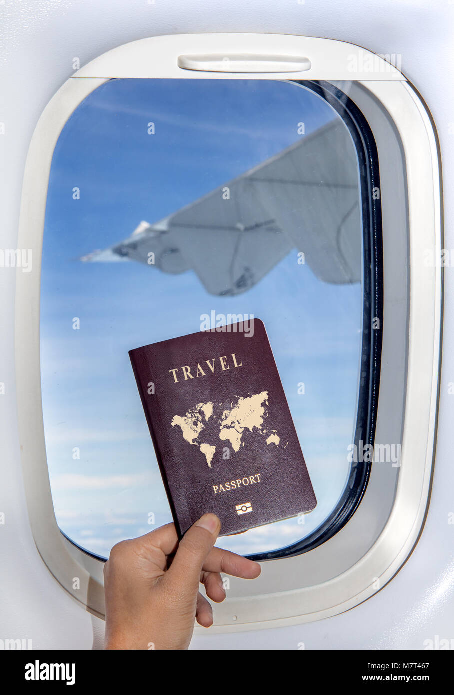 Plane in the sky maps hi-res stock photography and images - Alamy
