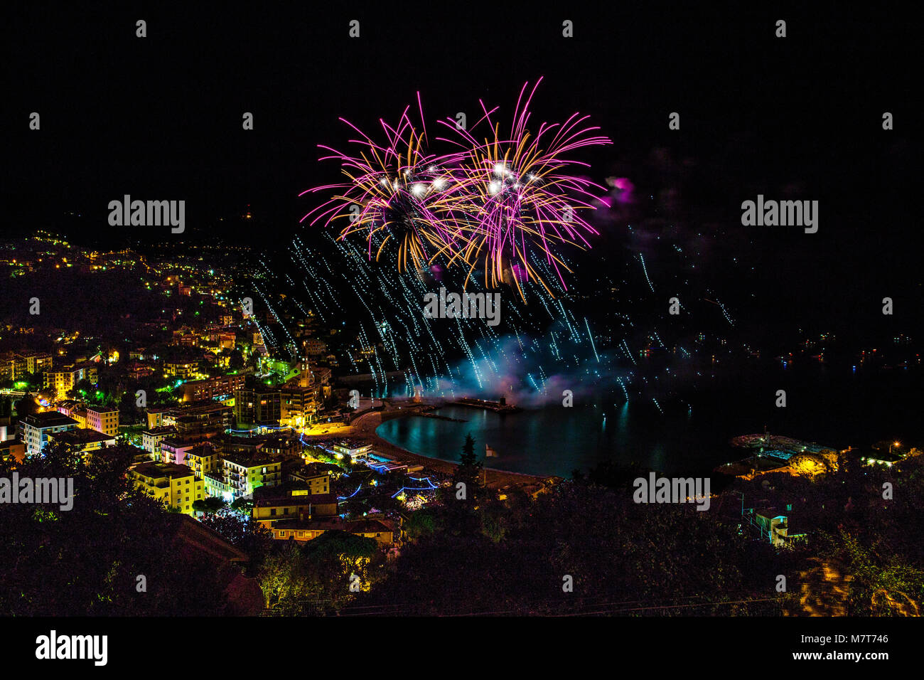 Beautiful and pyrotechnic fireworks in Recco, Italy / Fireworks in ...
