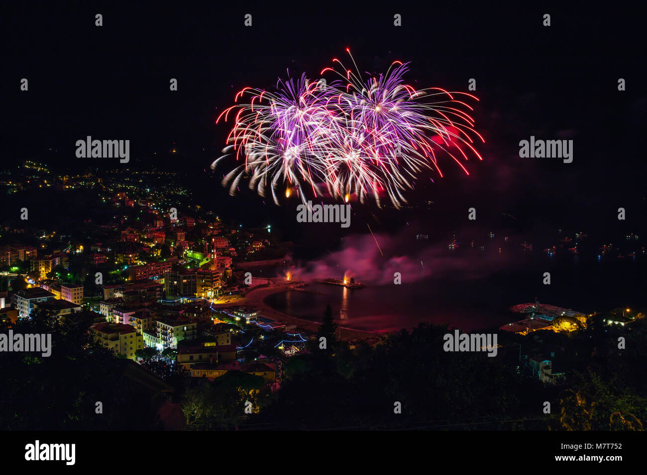 Beautiful and pyrotechnic fireworks in Recco, Italy / Fireworks in ...
