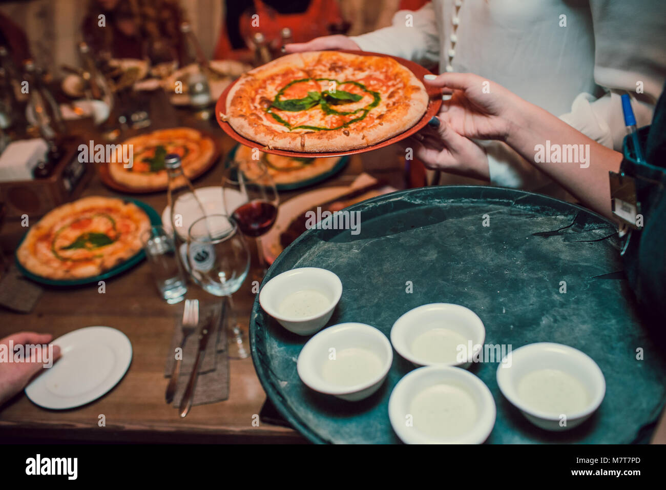 Pizza Waitress Stock Photos & Pizza Waitress Stock Images - Alamy