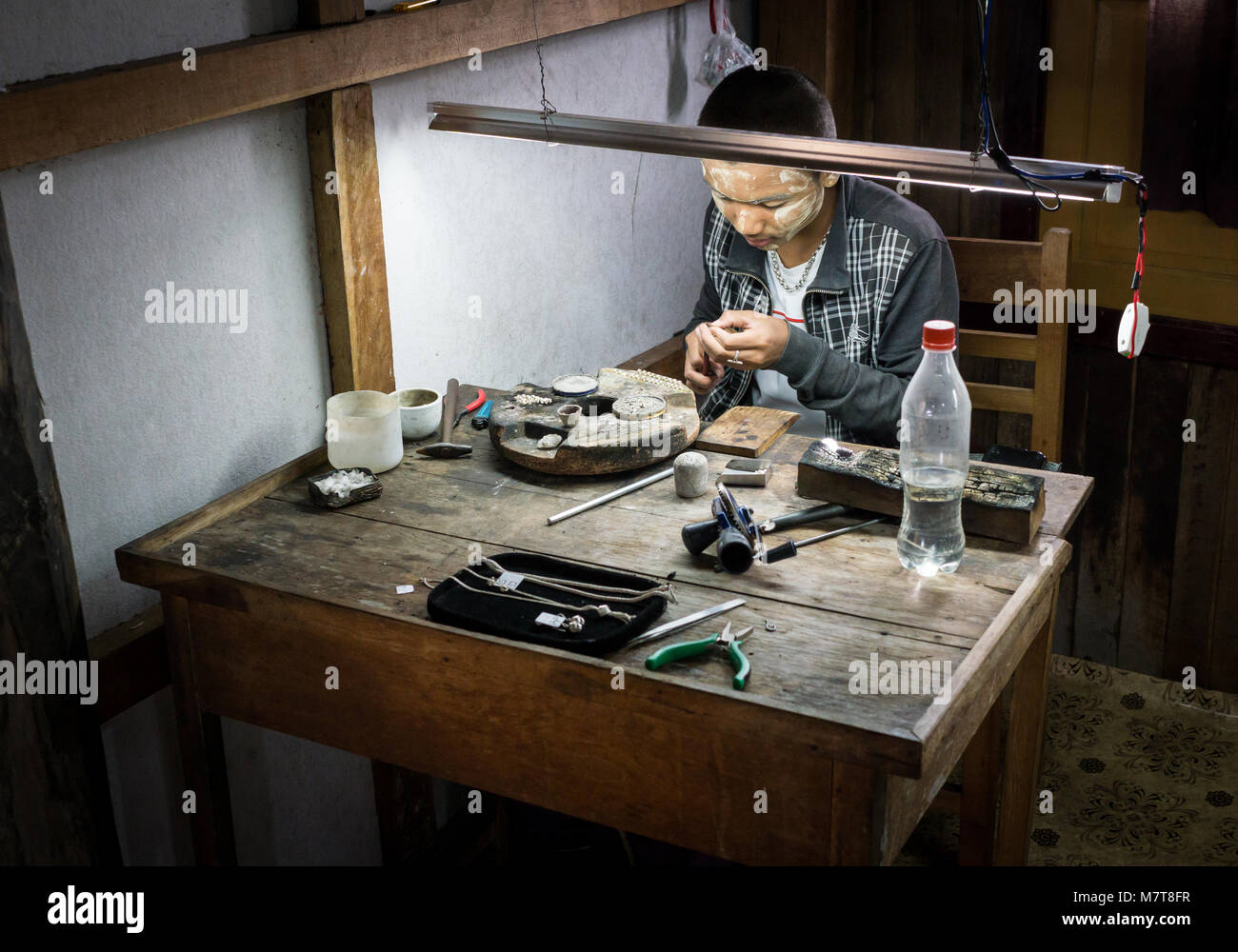 silversmith shop, inle lake, myanmar Stock Photo - Alamy