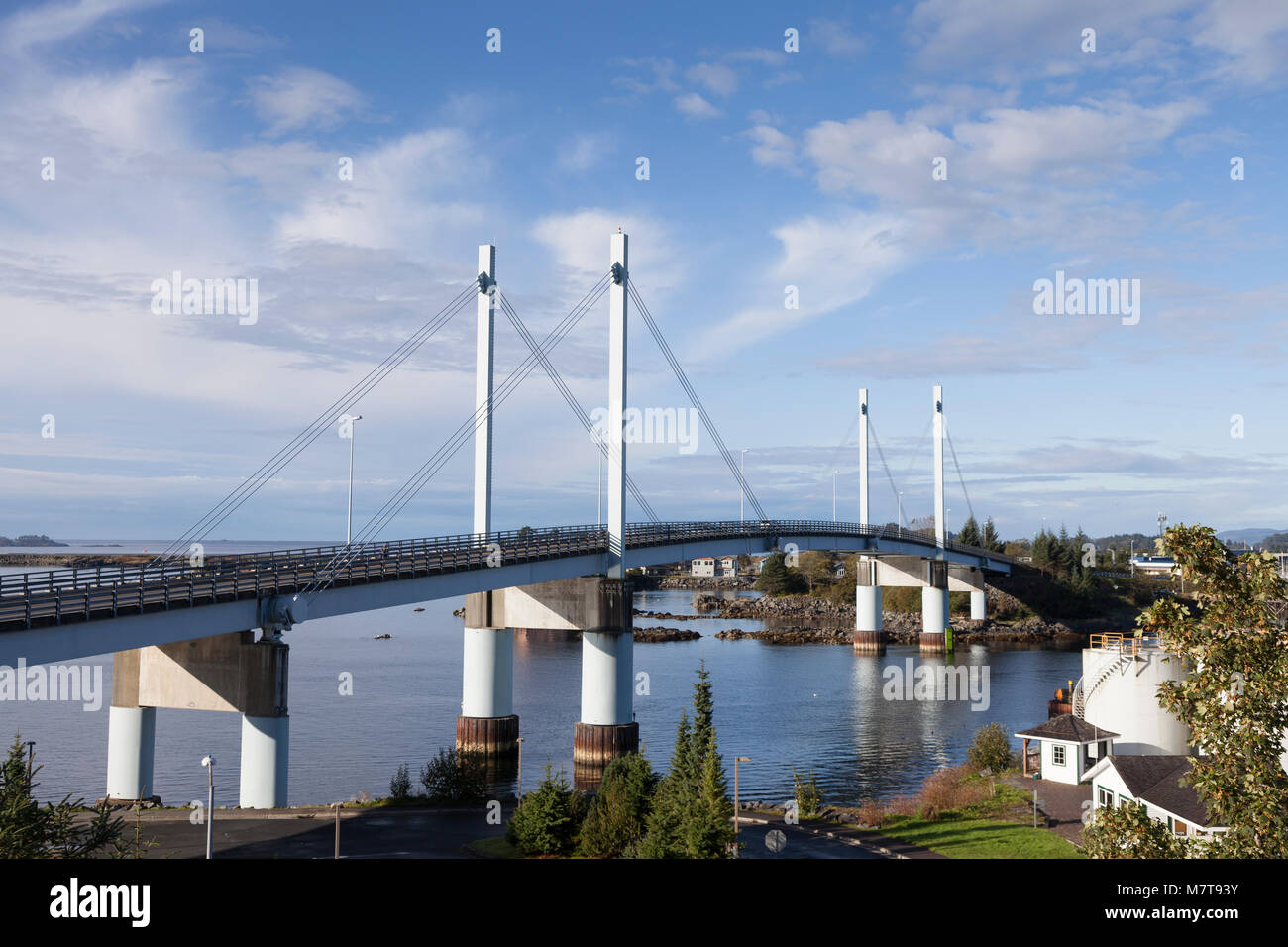 Sitka, Alaska: The modern John O'Connell Bridge connects Japonski ...