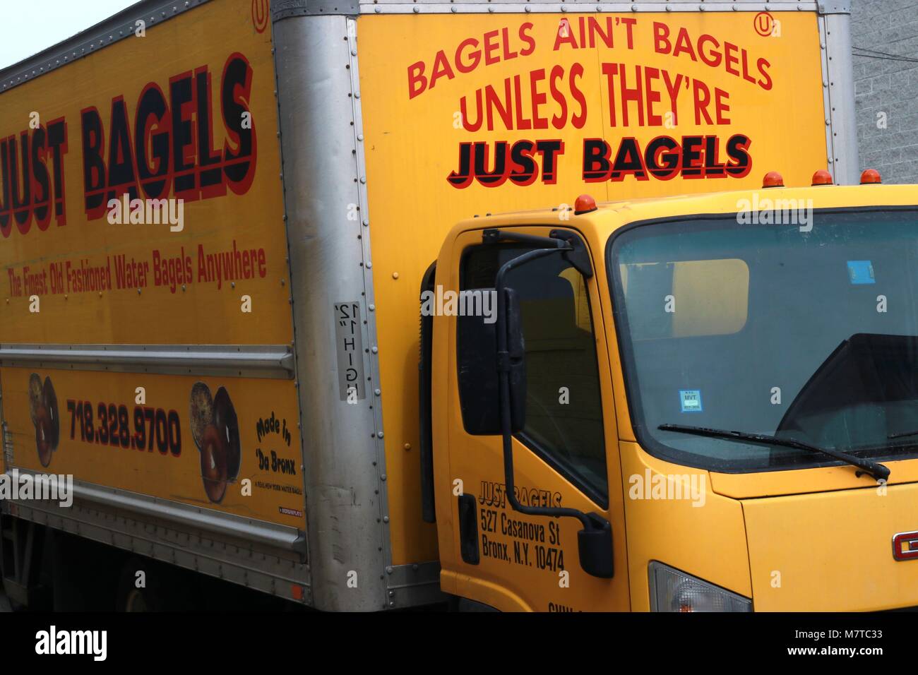 Commerce at Hunts Point, South Bronx, New York USA Stock Photo - Alamy