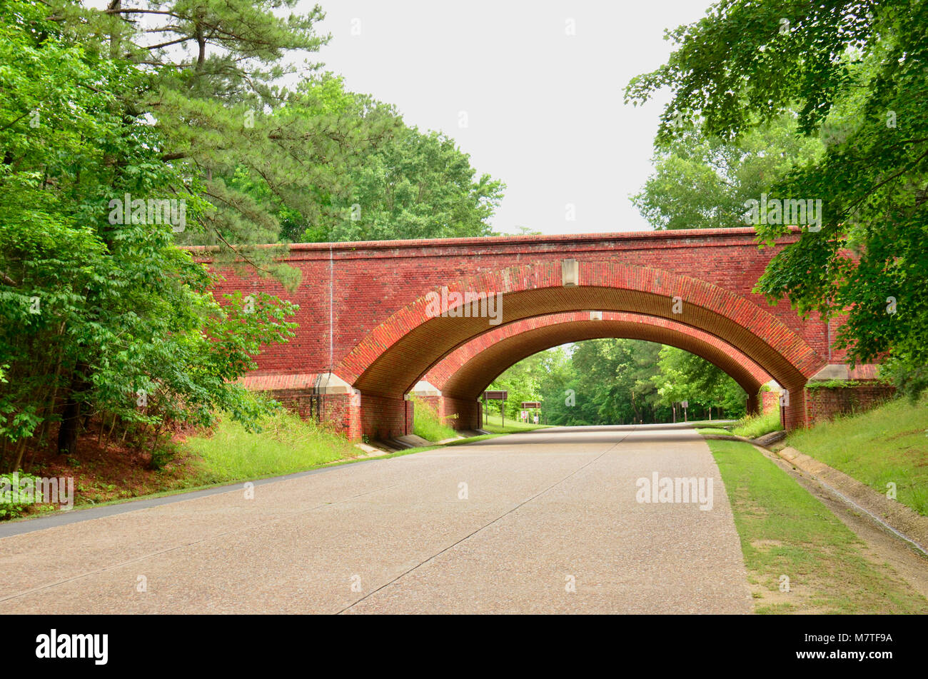 Masonry bridge constructed hi-res stock photography and images - Alamy