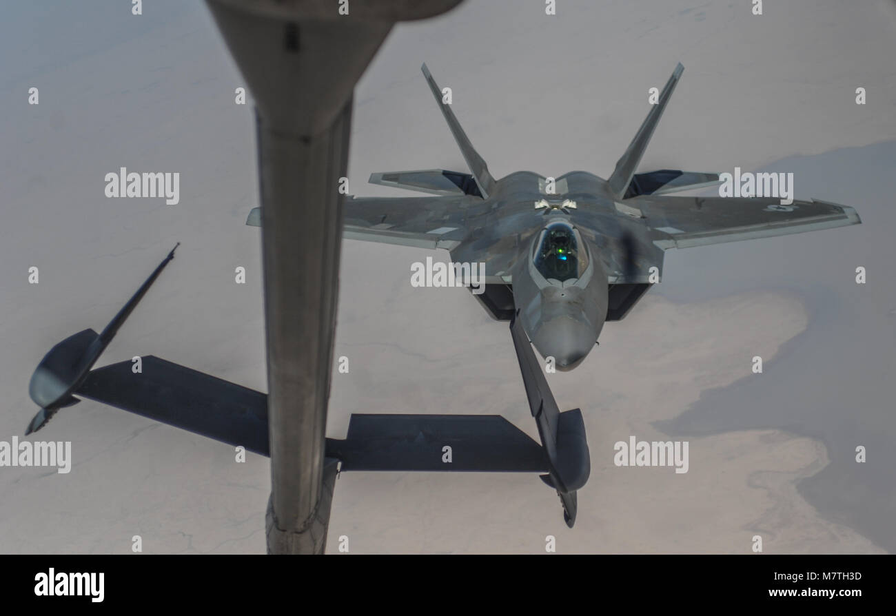 A U.S. Air Force F-22 Raptor from the 95th Expeditionary Fighter ...