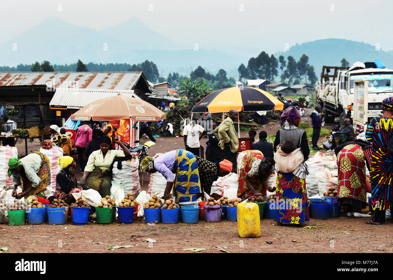Roadside markets hi-res stock photography and images - Alamy