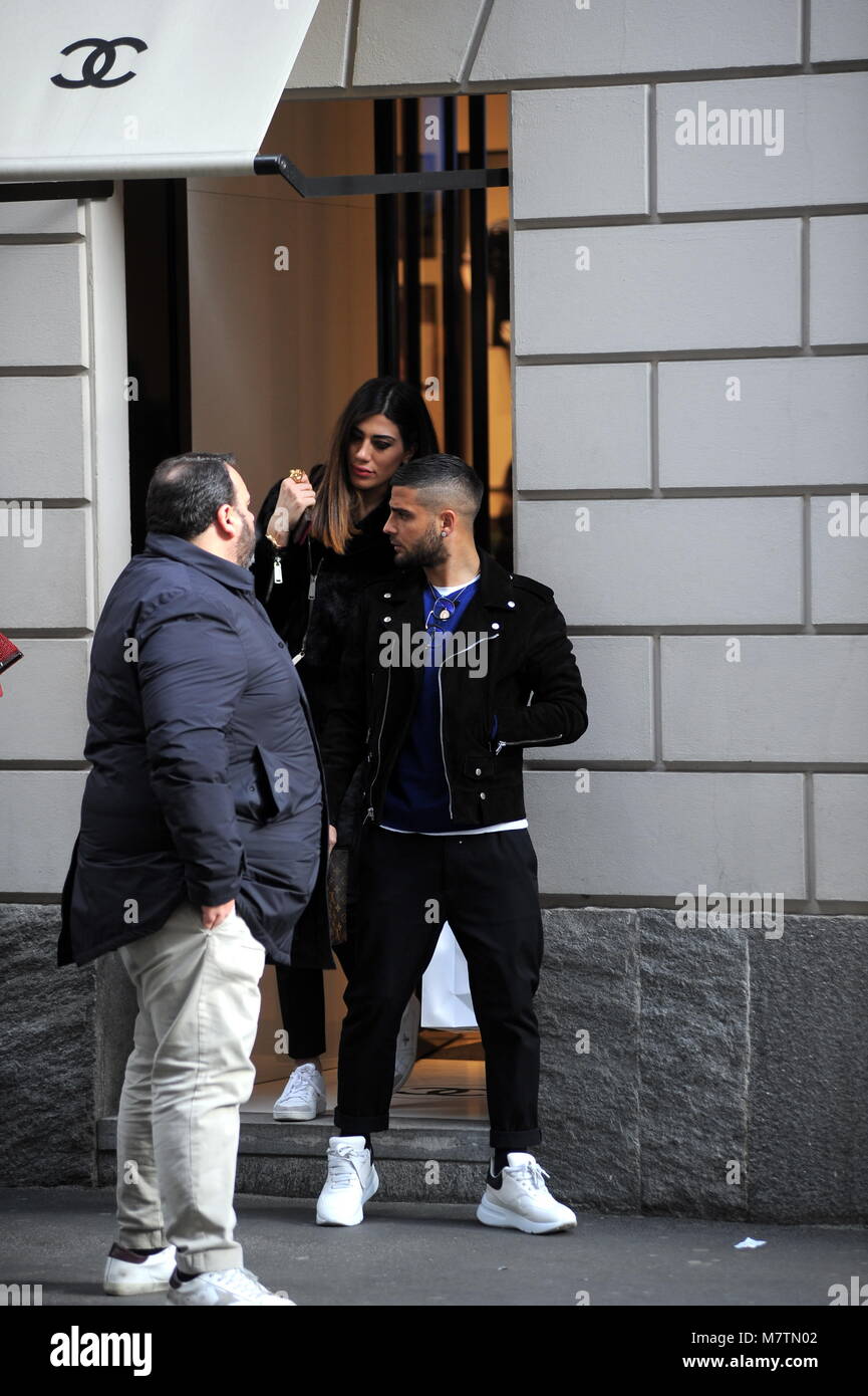 Milan, Lorenzo Insigne shopping in the center with his wife Genoveffa ...