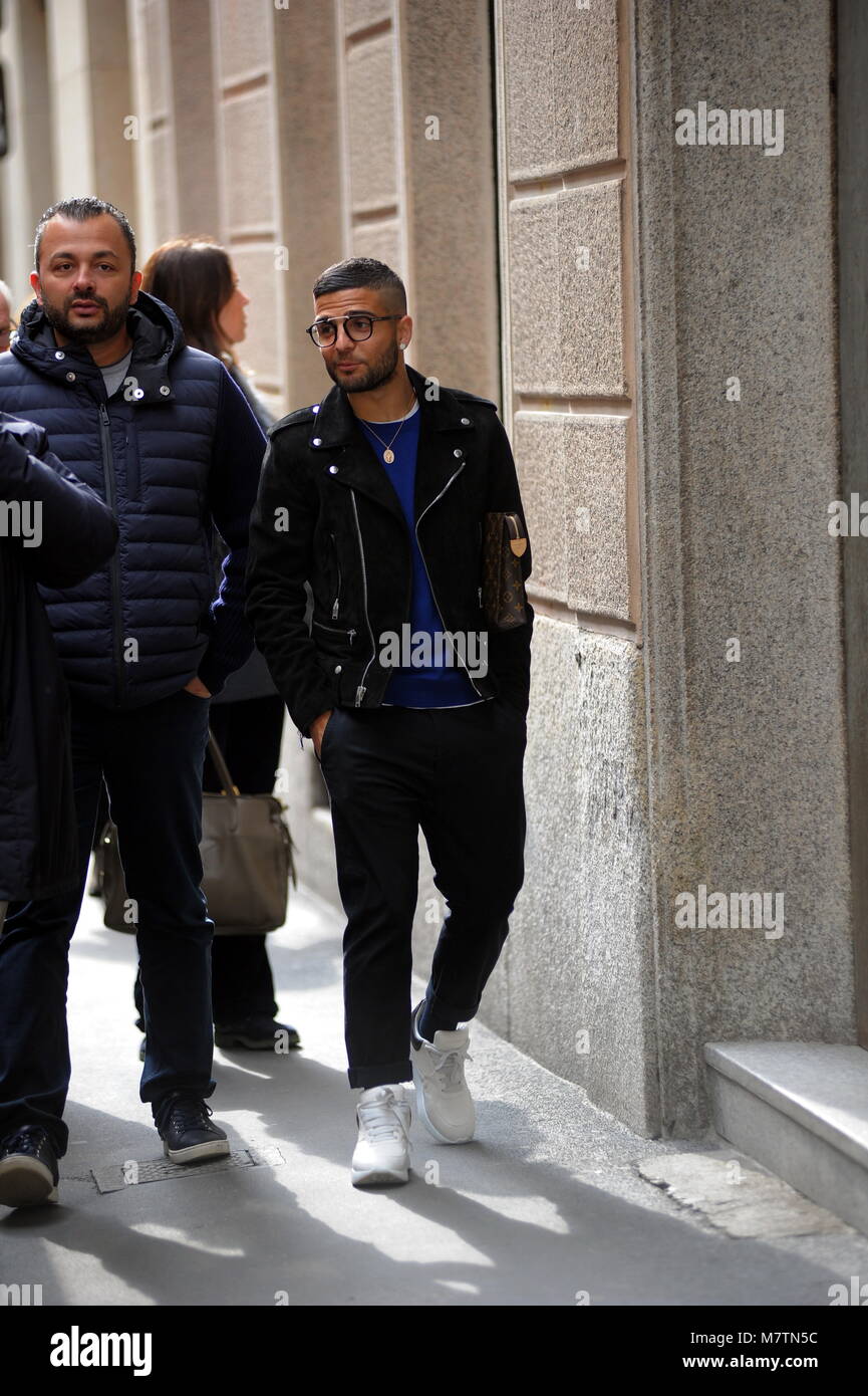 Milan, Lorenzo Insigne shopping in the center with his wife Genoveffa ...