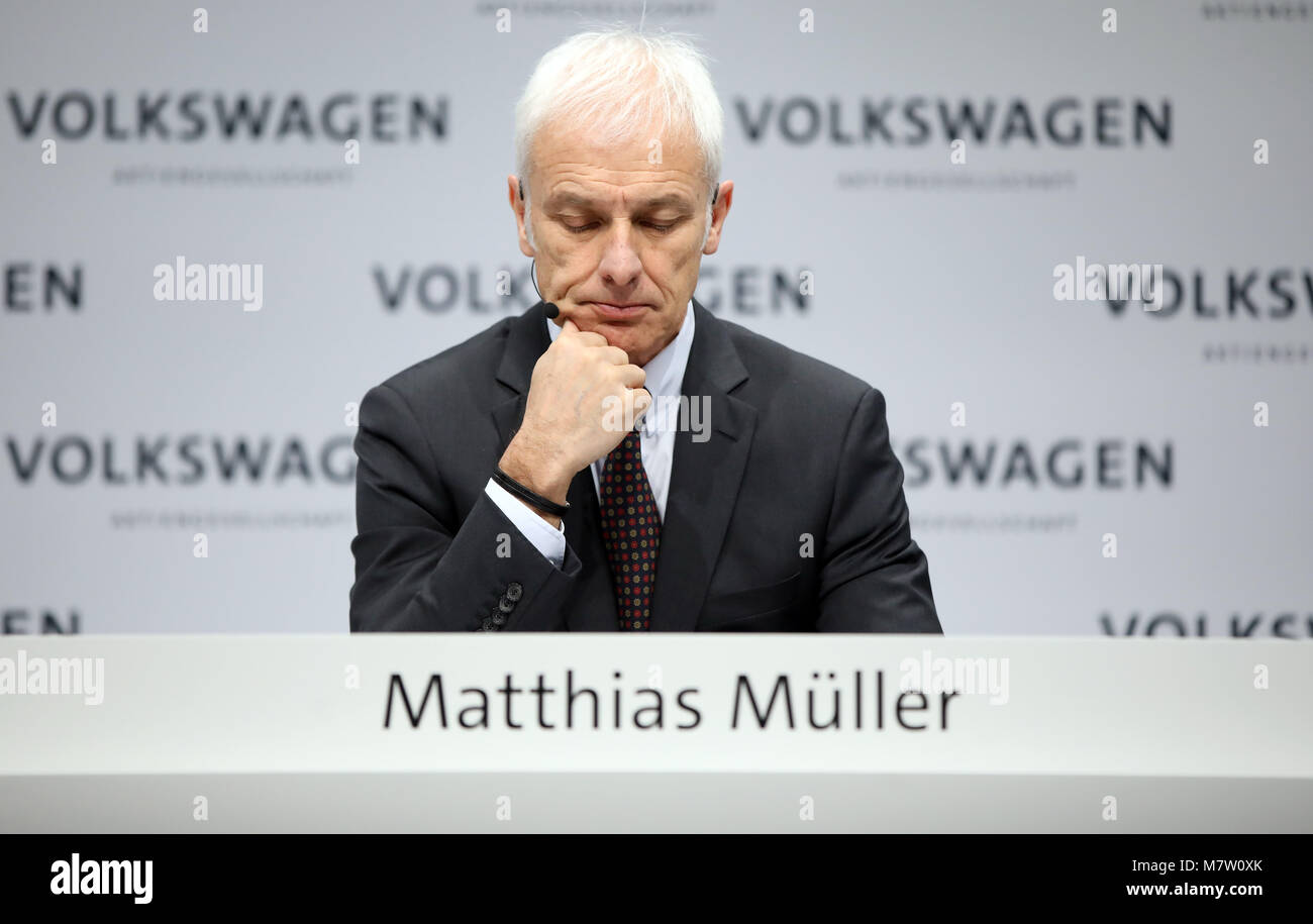 Unten vw hi-res stock photography and images - Alamy