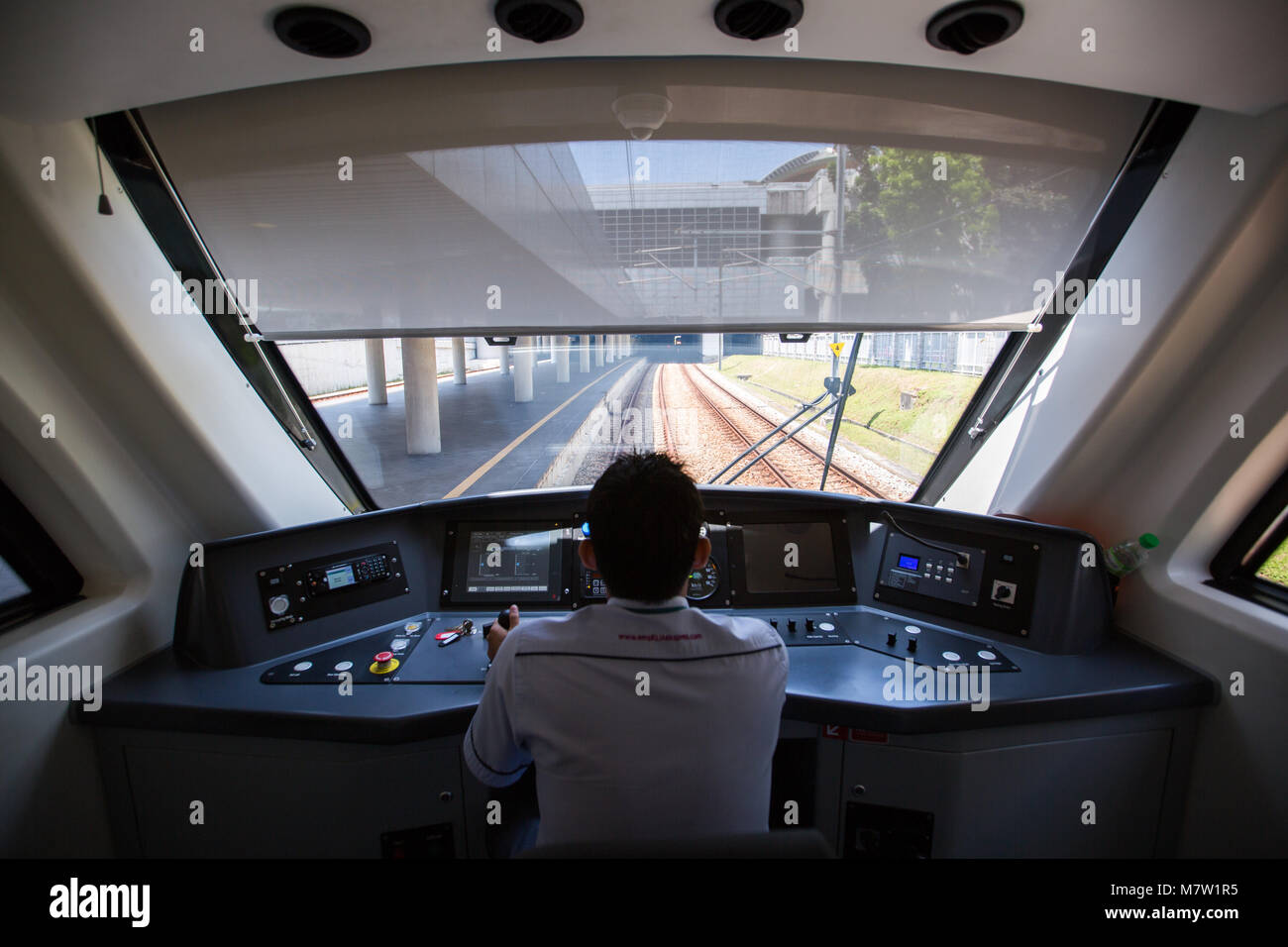 Klia ekspres train hi-res stock photography and images - Alamy