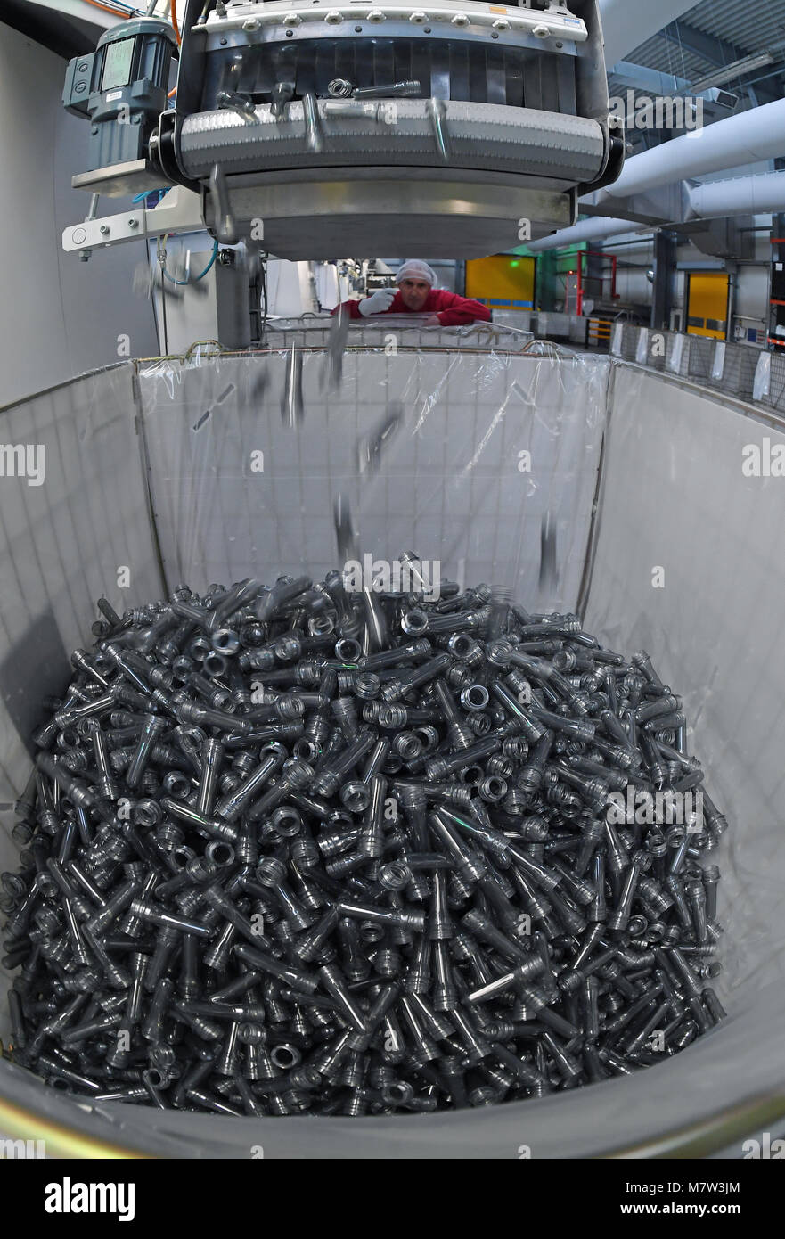 Berlin germany coca cola bottles hi-res stock photography and images ...