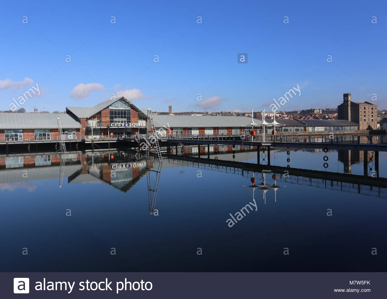 Victoria Quay Stock Photos & Victoria Quay Stock Images - Alamy