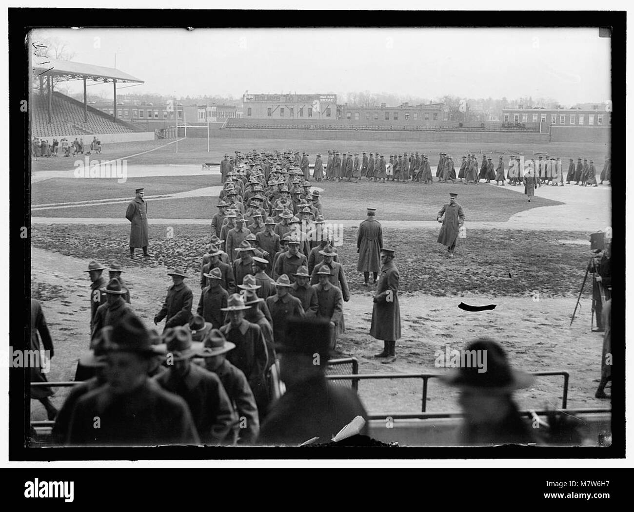 Civilian marines marine corps hi-res stock photography and images - Alamy
