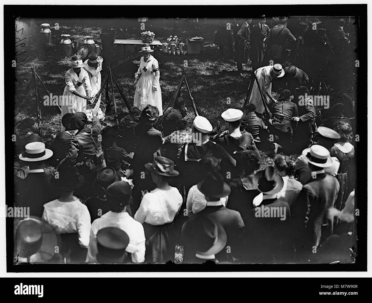 Mountain troops hi-res stock photography and images - Alamy