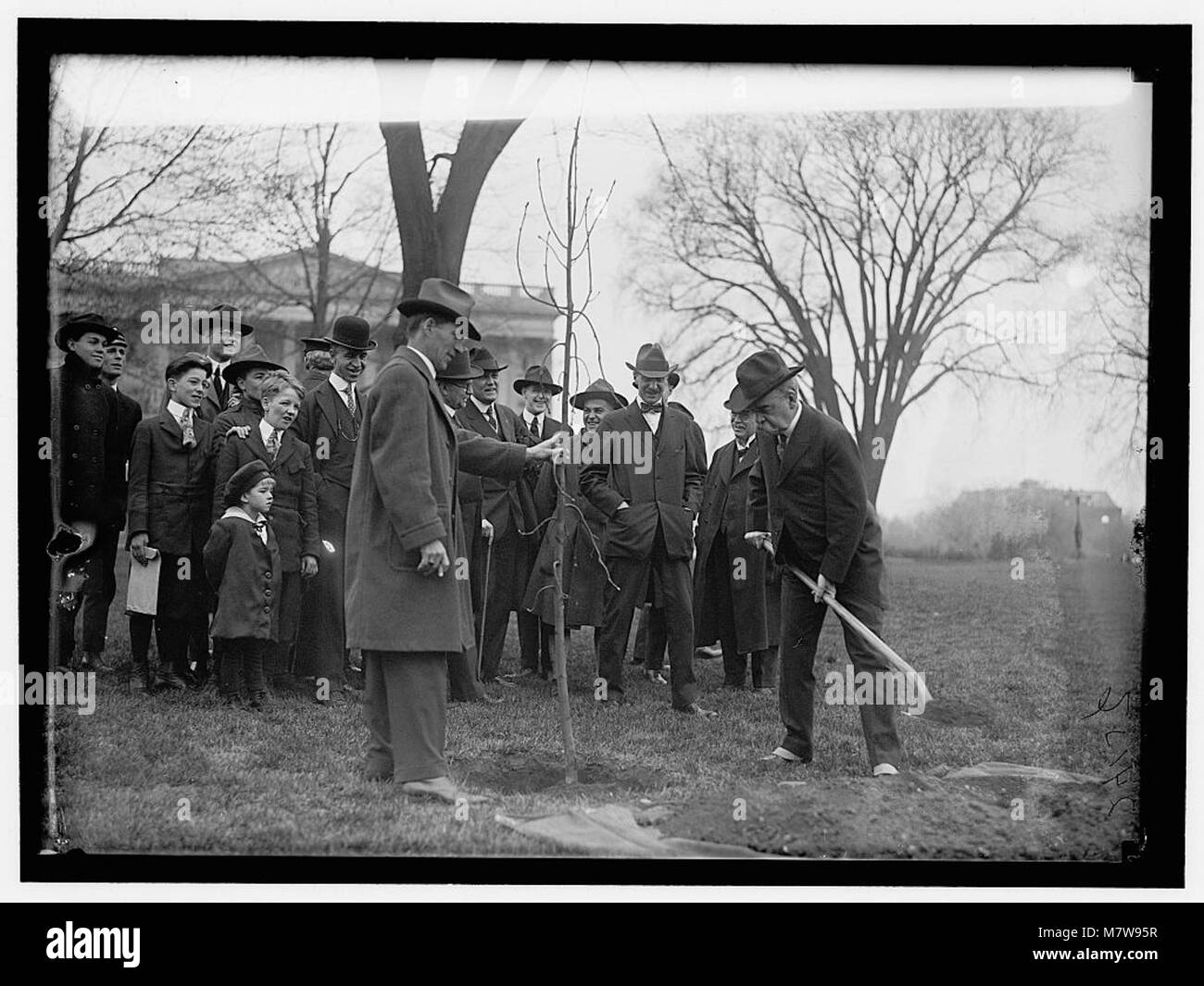 A U.S. Capitol tree planting event showing Saulsbury with a shovel, Jim ...