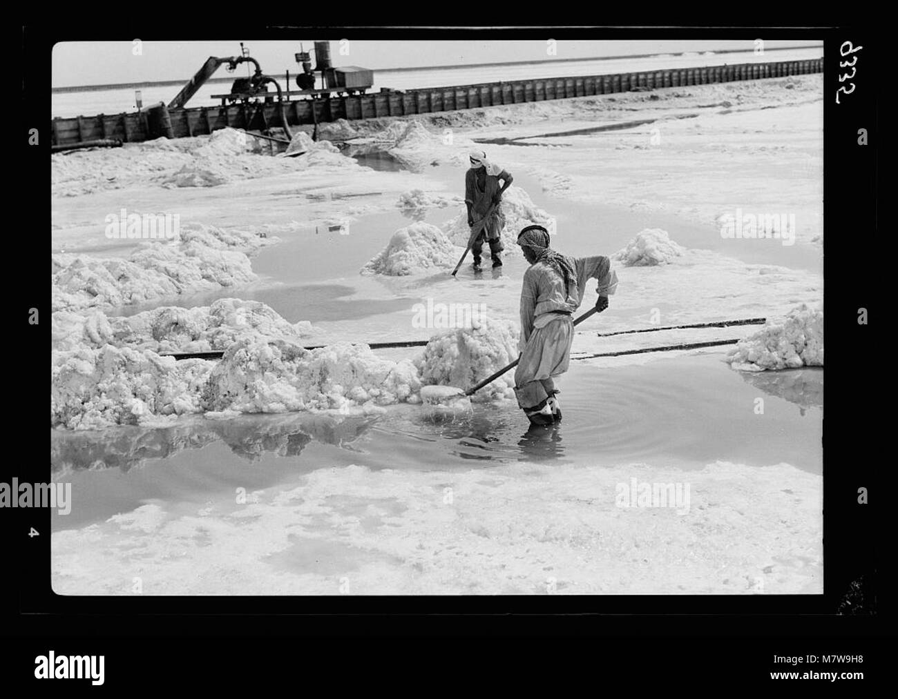 High potash Black and White Stock Photos & Images - Alamy