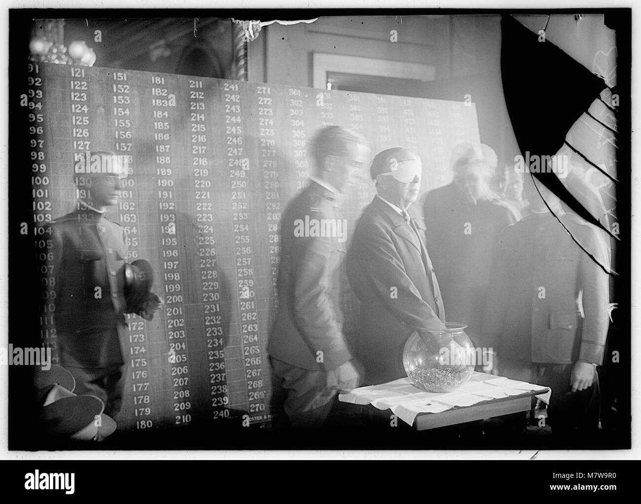 DRAFT WORLD WAR. DRAFT DRAWING LCCN2016869348 Stock Photo - Alamy