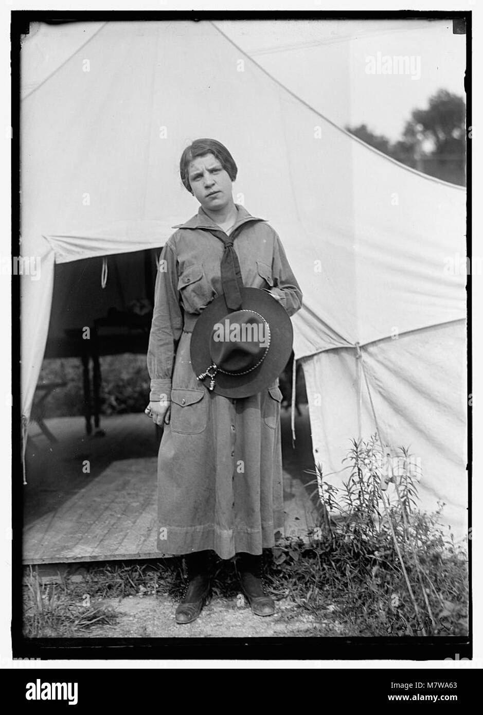 Nadja Frolkova was the sister of Madame Botchkareva, a prominent figure ...