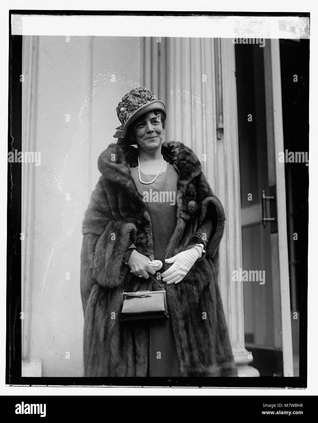 Mrs lou hi-res stock photography and images - Alamy