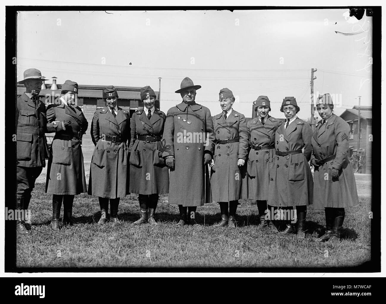 RED CROSS MOTOR CORPS AT CAMP MEIGS LCCN2016869325 Stock Photo - Alamy