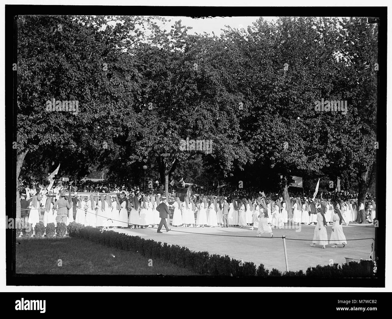 Red cross parade hi-res stock photography and images - Alamy