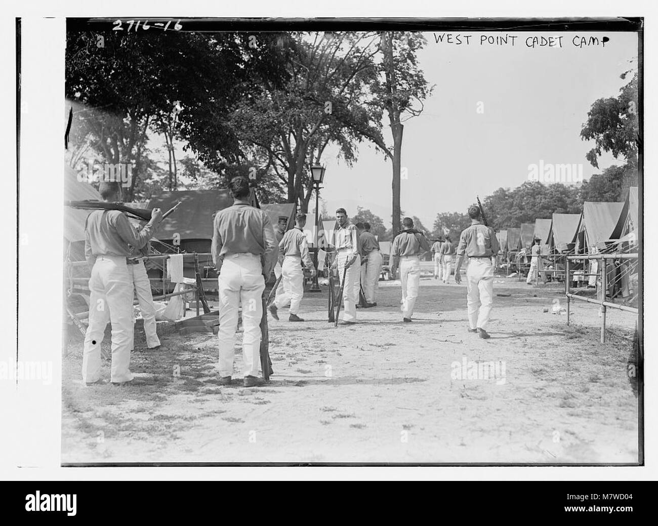 Camp life in west Black and White Stock Photos & Images - Alamy