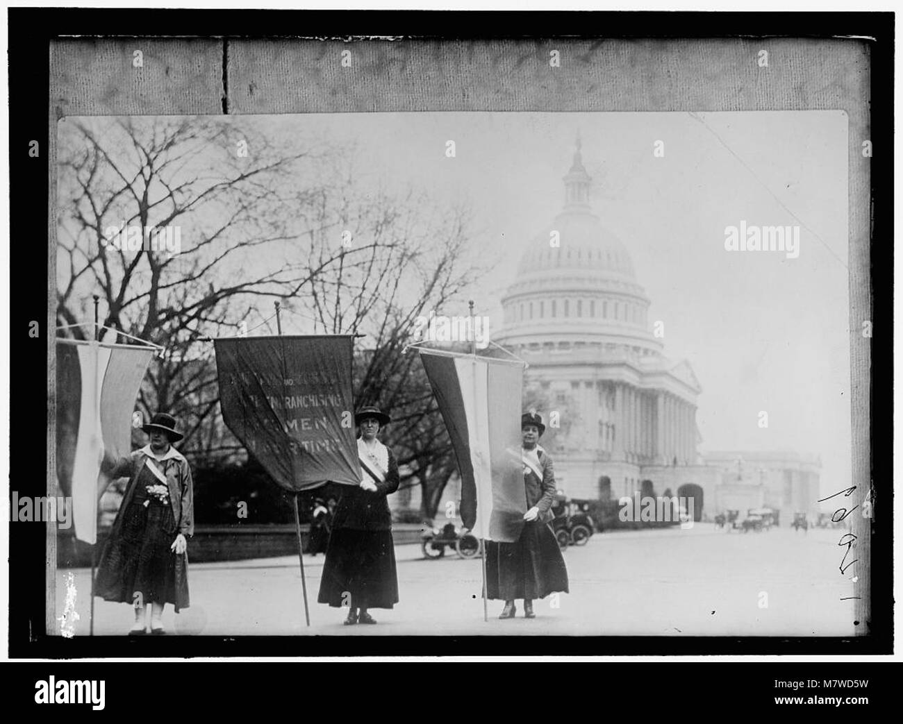Picket parade hi-res stock photography and images - Alamy