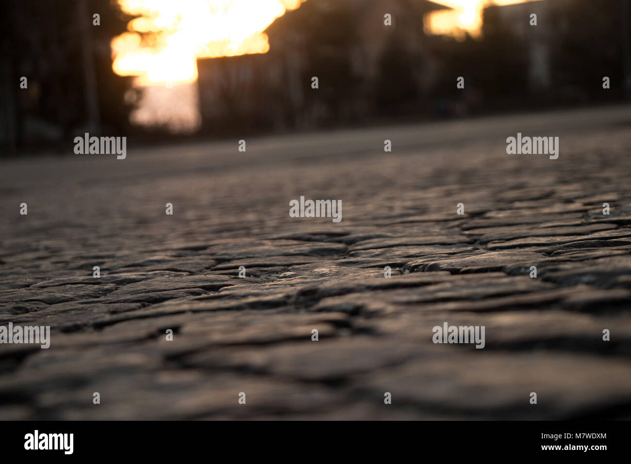 Pathway road path street scene hi-res stock photography and images - Alamy