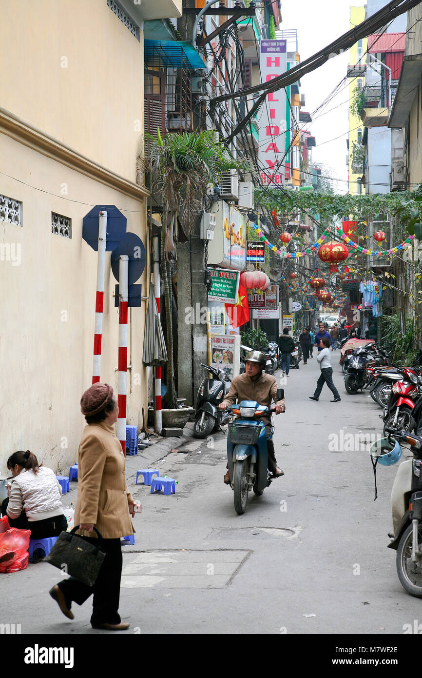 Vietnam street life Stock Photo - Alamy