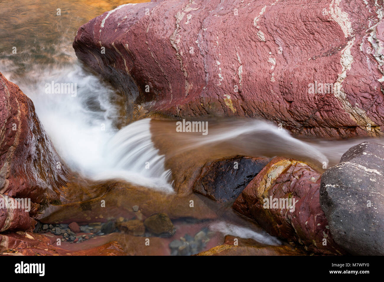 Landscape red rock falls hi-res stock photography and images - Alamy