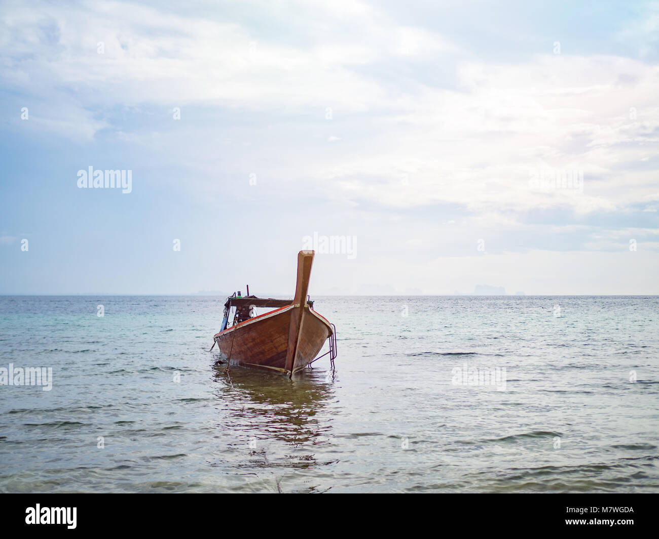 Boats floating on ocean surface hi-res stock photography and images - Alamy