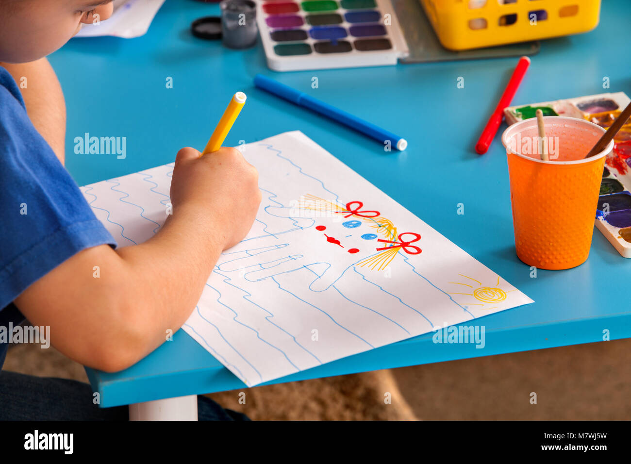 Small students children painting in art school class Stock Photo - Alamy