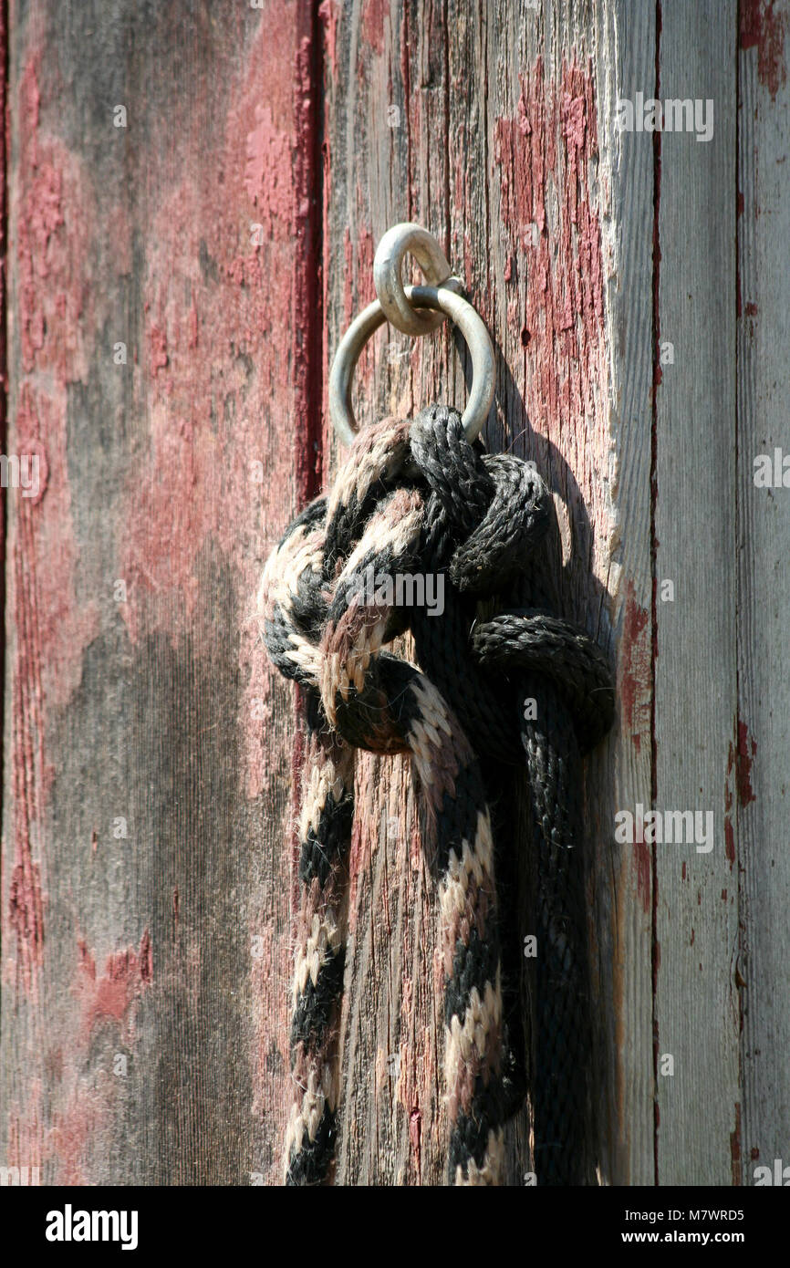 Old barn rope hi-res stock photography and images - Alamy