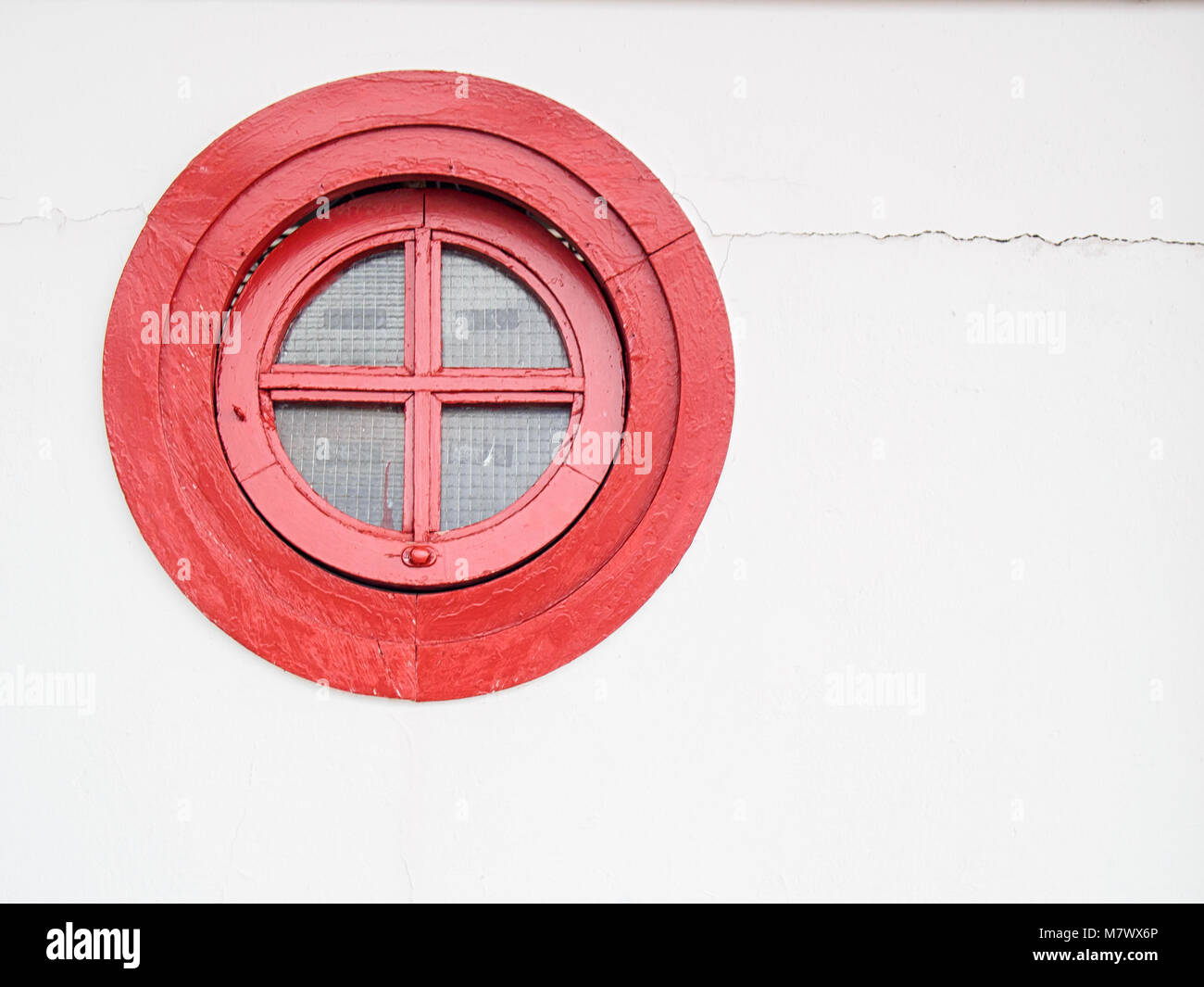 Exterior round window hi-res stock photography and images - Alamy