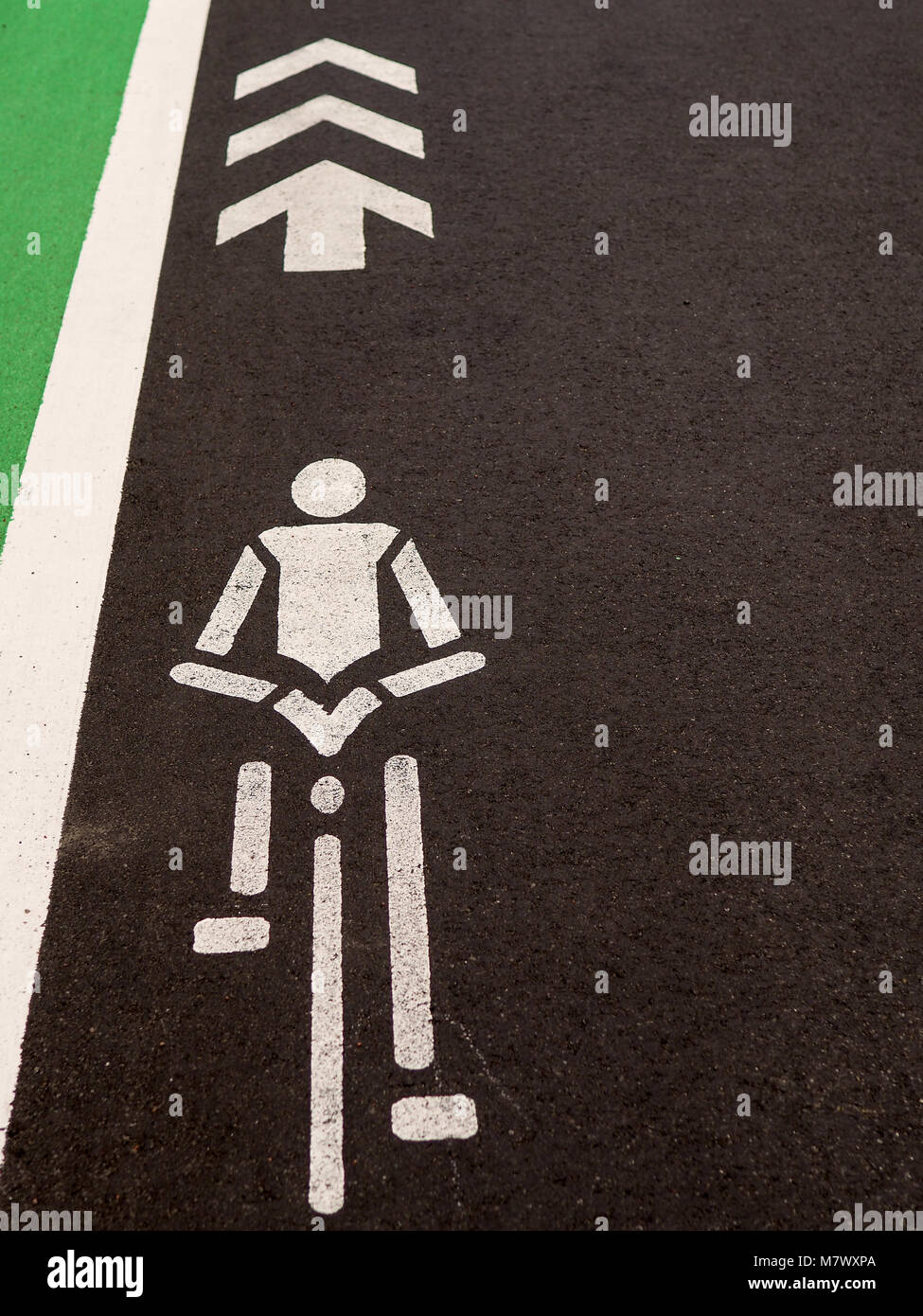 Road painting hi-res stock photography and images - Alamy