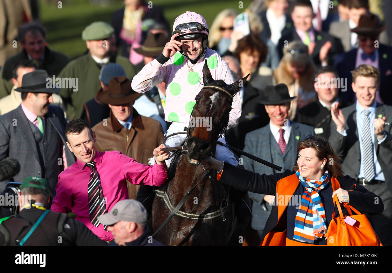 Jockey Ruby Walsh celebrates winning the OLBG Mares' Hurdle with horse ...