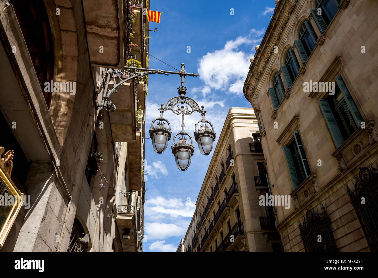 Lamps of barcelona hi-res stock photography and images - Alamy