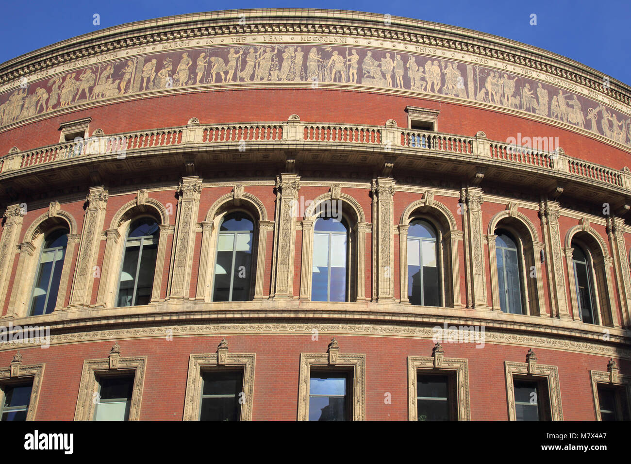 Facade royal albert hall in hi-res stock photography and images - Alamy